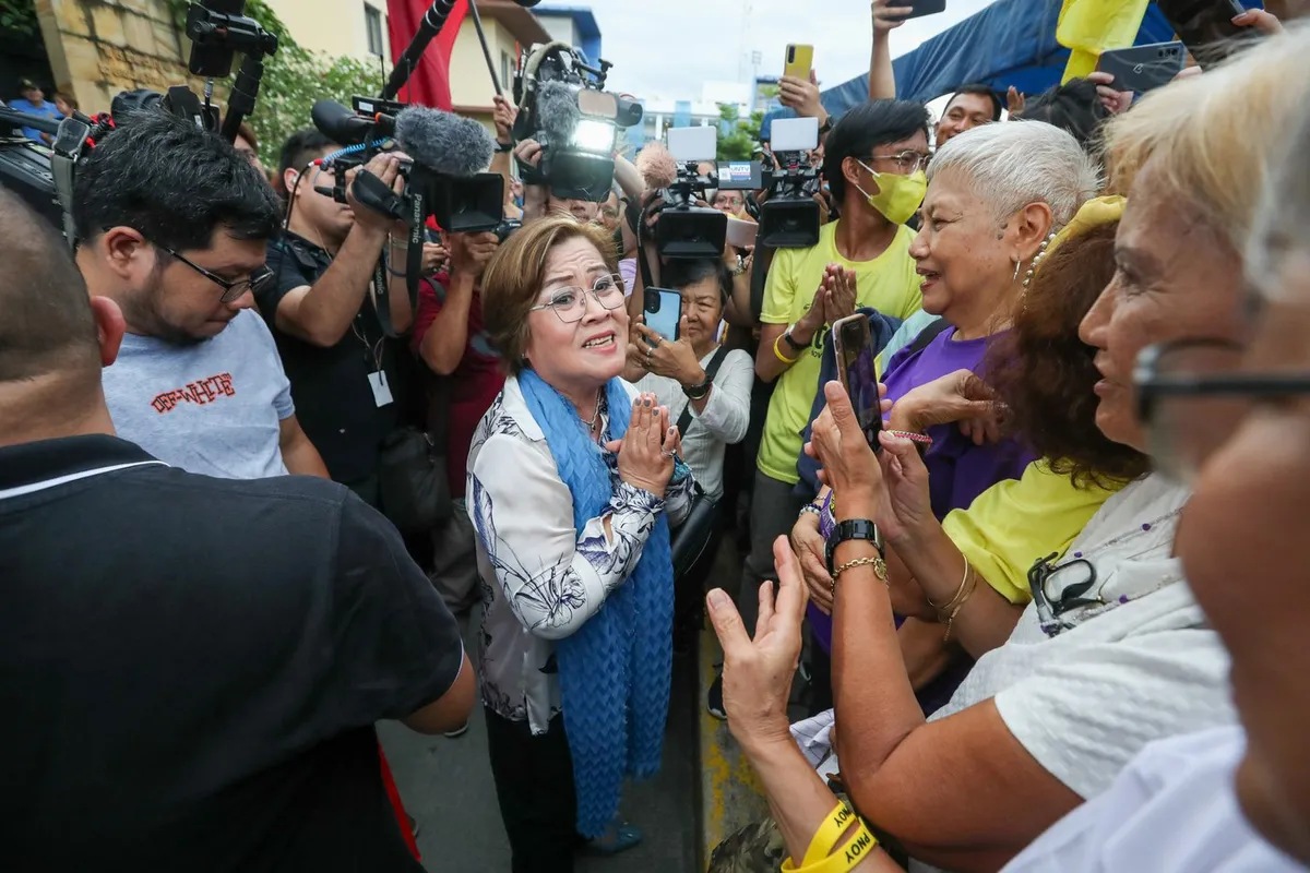 PHOTO: De Lima cleared in final drug case | ABS-CBN News