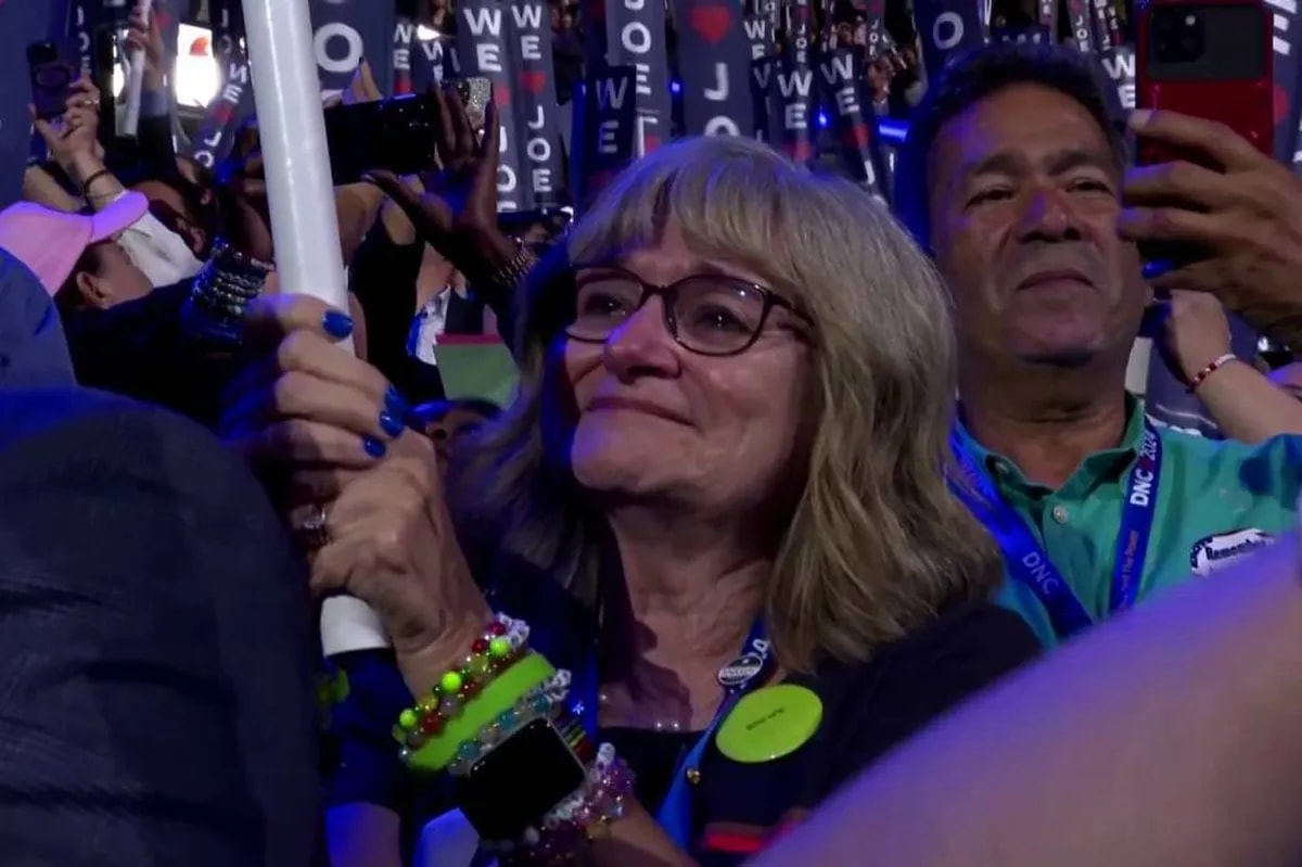 'We heart Joe': tearful Democrats hail Biden | ABS-CBN News