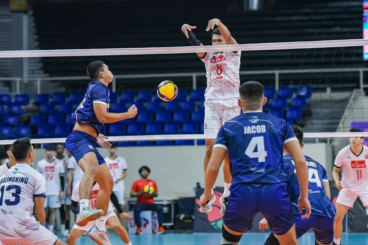 Cignal HD earns share of lead after sweeping Navy | ABS-CBN Sports