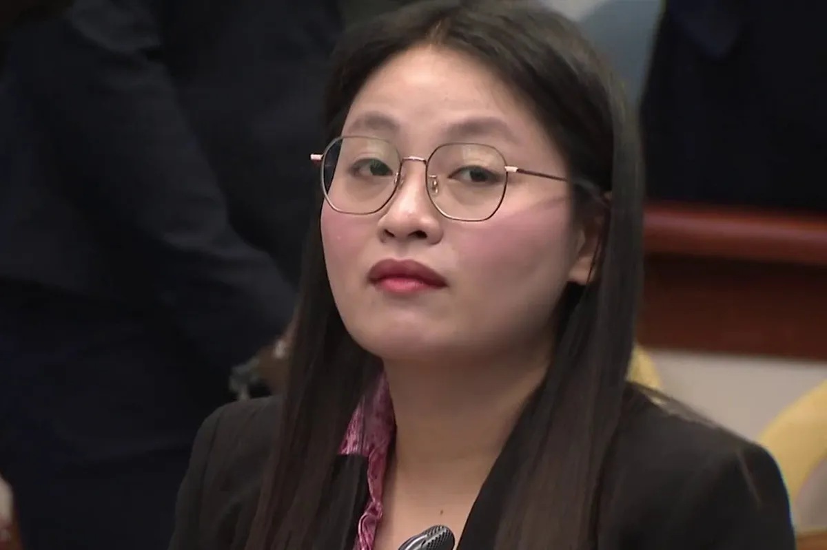 Hontiveros shows documents on possible identity of Alice Guo’s mother | ABS-CBN News