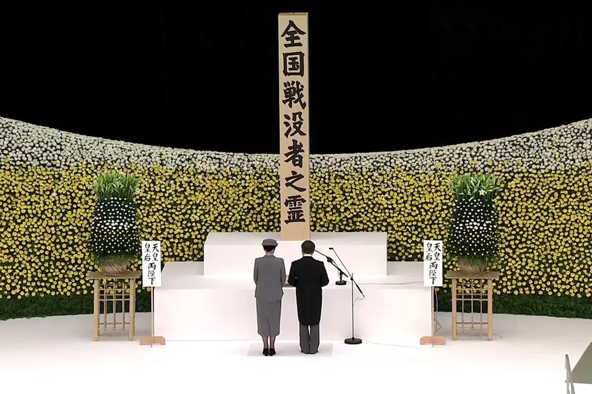 Japan's leaders pledge never to wage war again at WWII memorial ...