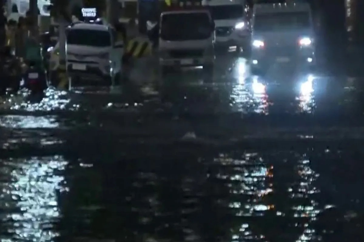 Ilang lugar sa Metro Manila binaha sa matinding buhos ng ulan | ABS-CBN News