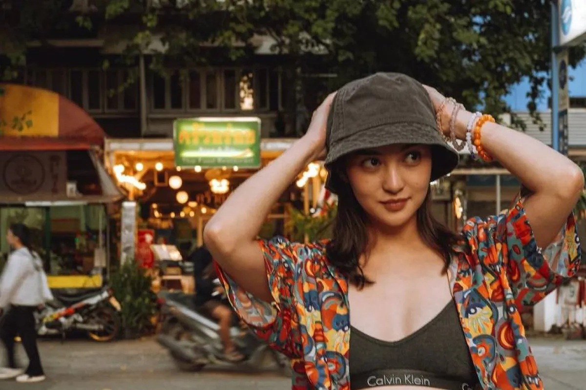 LOOK: Charlie Dizon shows off new snaps taken by husband Carlo Aquino ...