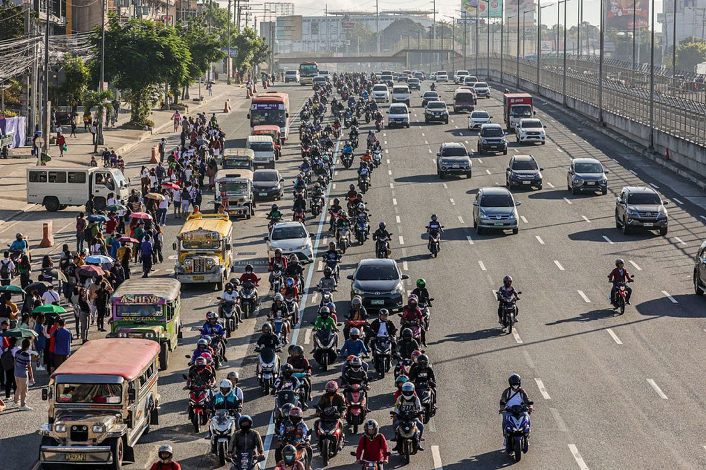 Motorcycle taxi rider inireklamo ng pangho-holdap | ABS-CBN News