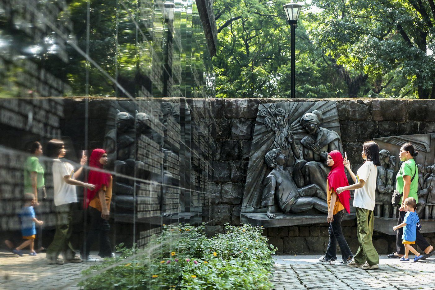 PHOTO: Reflecting on Rizal's life | ABS-CBN News