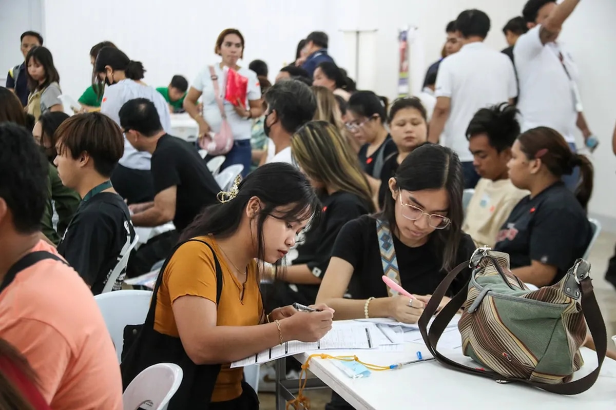 Amid El Niño, Comelec rejects extension of voters registration | ABS ... Amid El Niño, Comelec rejects extension of voters registration | ABS ...