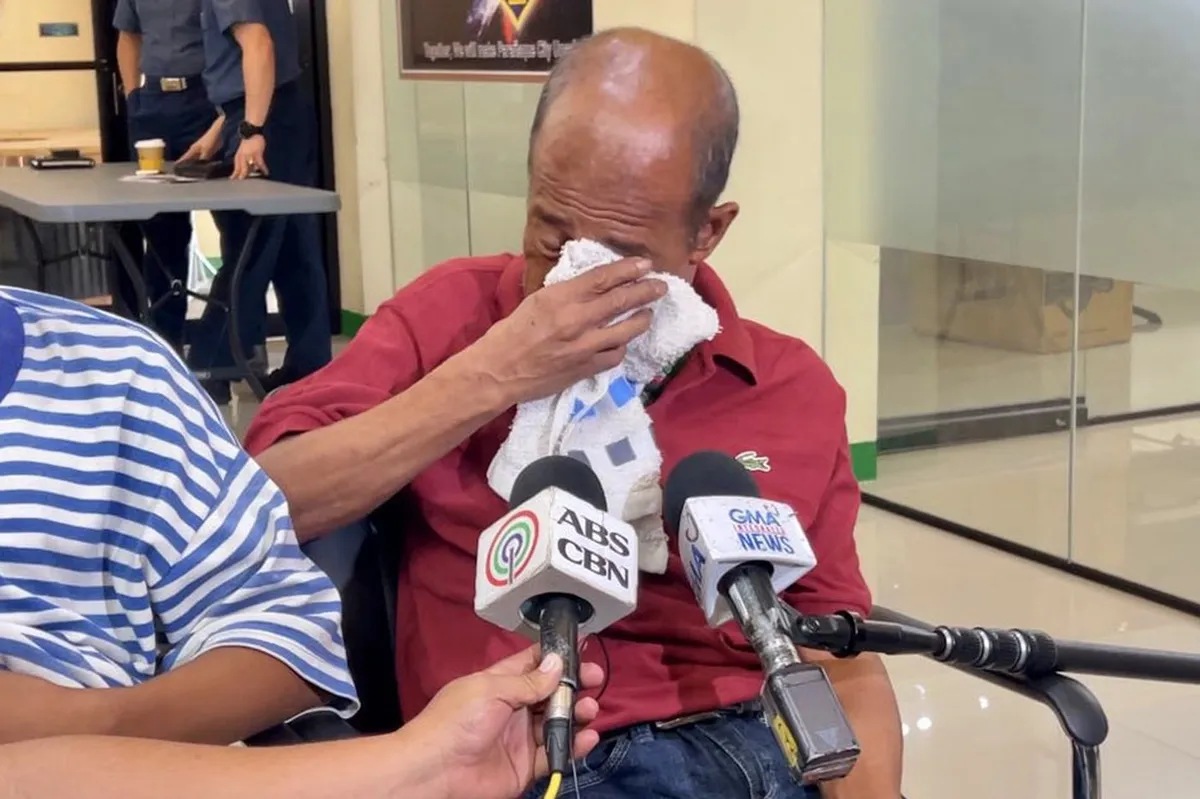 Senior citizen, hinostage at binantaang babarilin sa Parañaque; suspek, arestado | ABS-CBN News