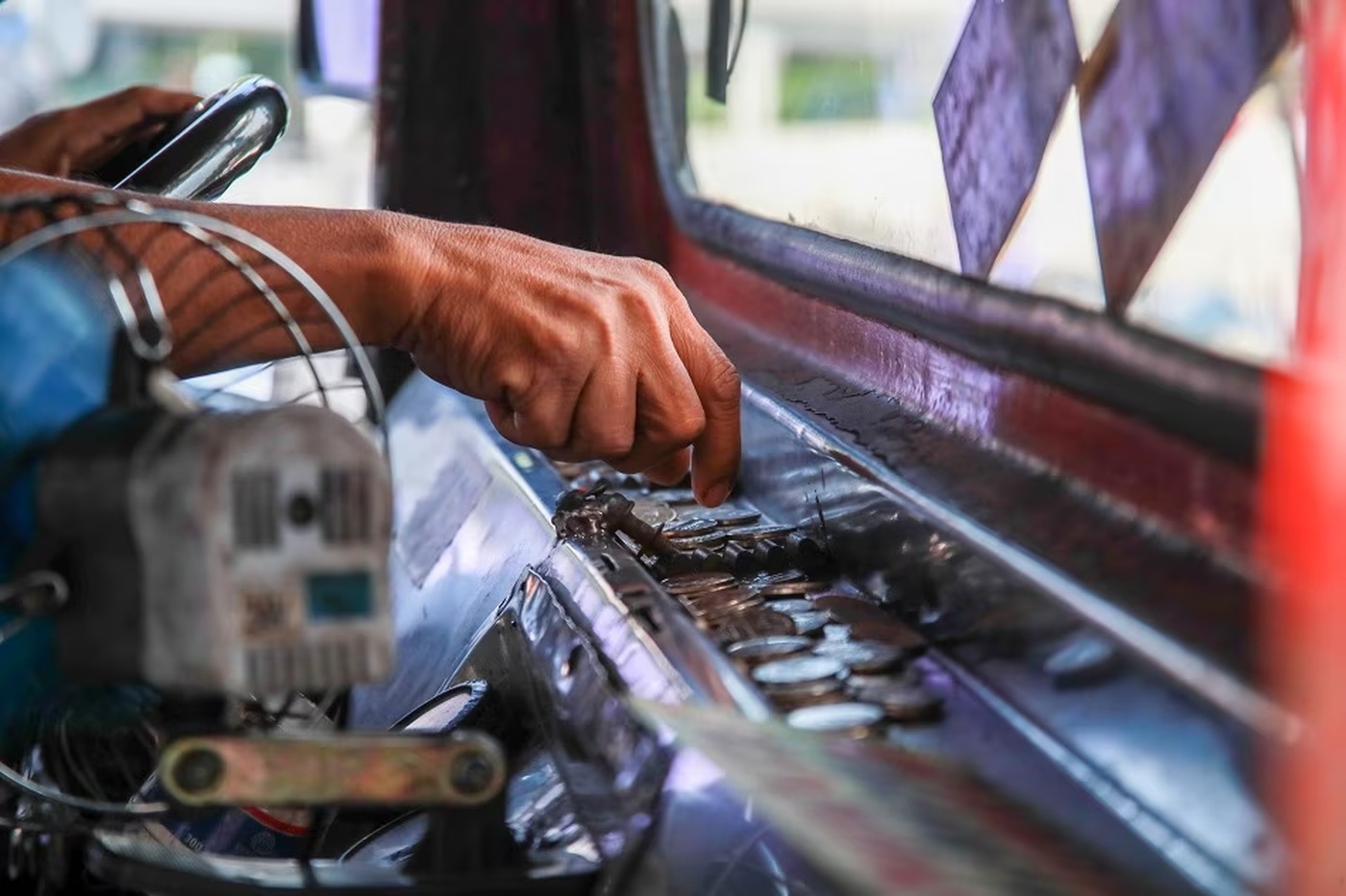 Implementasyon ng jeepney modernization program tuloy na: DOTr | ABS ...