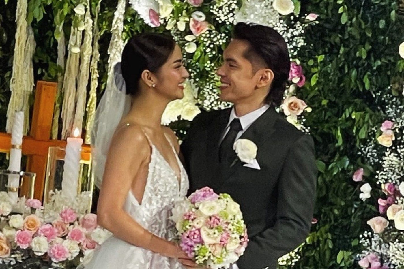 Carlo Aquino and Charlie Dizon are now married | ABS-CBN Entertainment