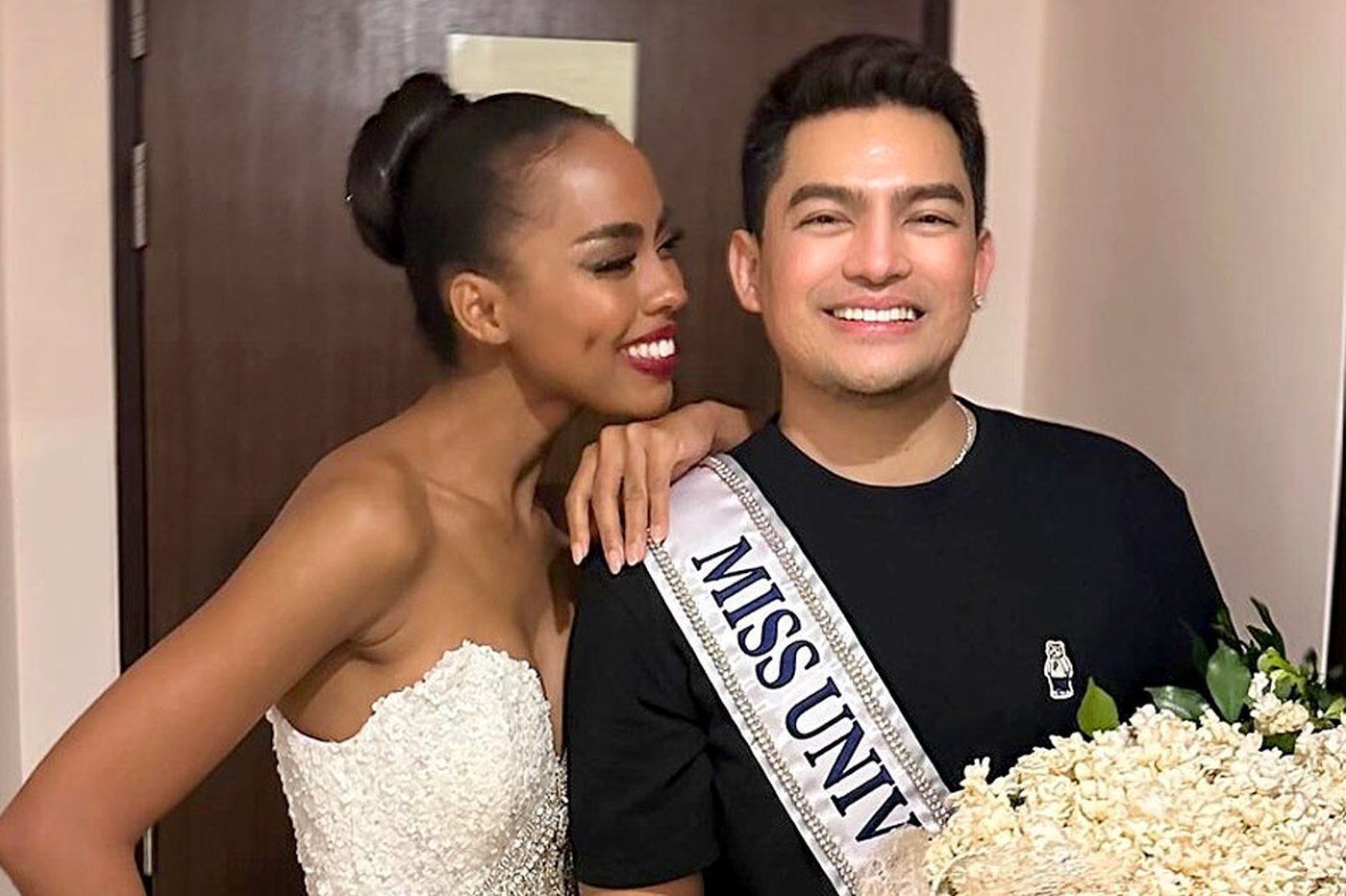 Jeweler Manny Halasan defends Miss Universe PH Chelsea Manalo from ...
