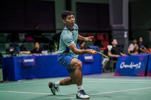 'Not pressured' Oba-ob off to smashing start at Philippine Badminton ...