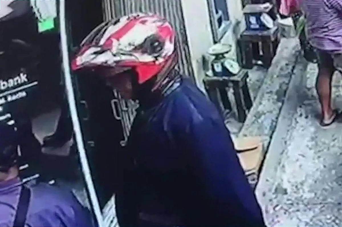 Suspek sa panghoholdap sa bangko, timbog | ABS-CBN News Suspek sa panghoholdap sa bangko, timbog | ABS-CBN News