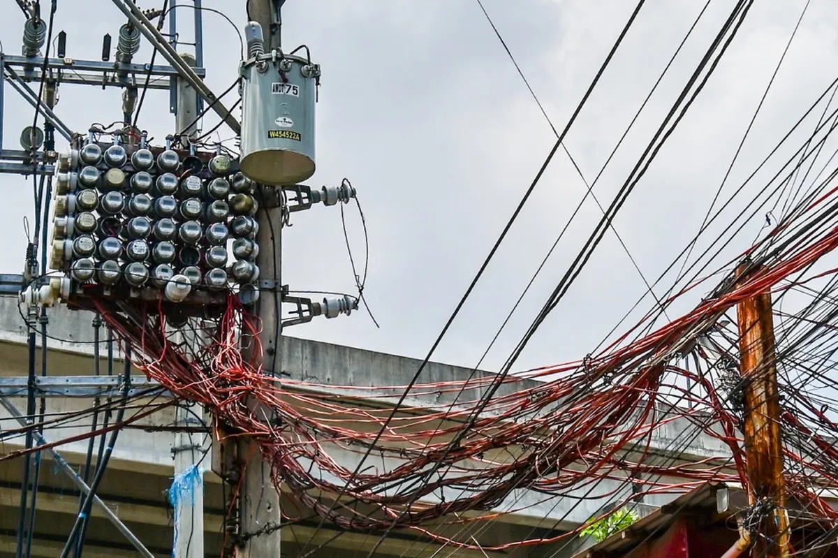 Meralco nagbabala sa posibleng taas-singil ng kuryente | ABS-CBN News Meralco nagbabala sa posibleng taas-singil ng kuryente | ABS-CBN News