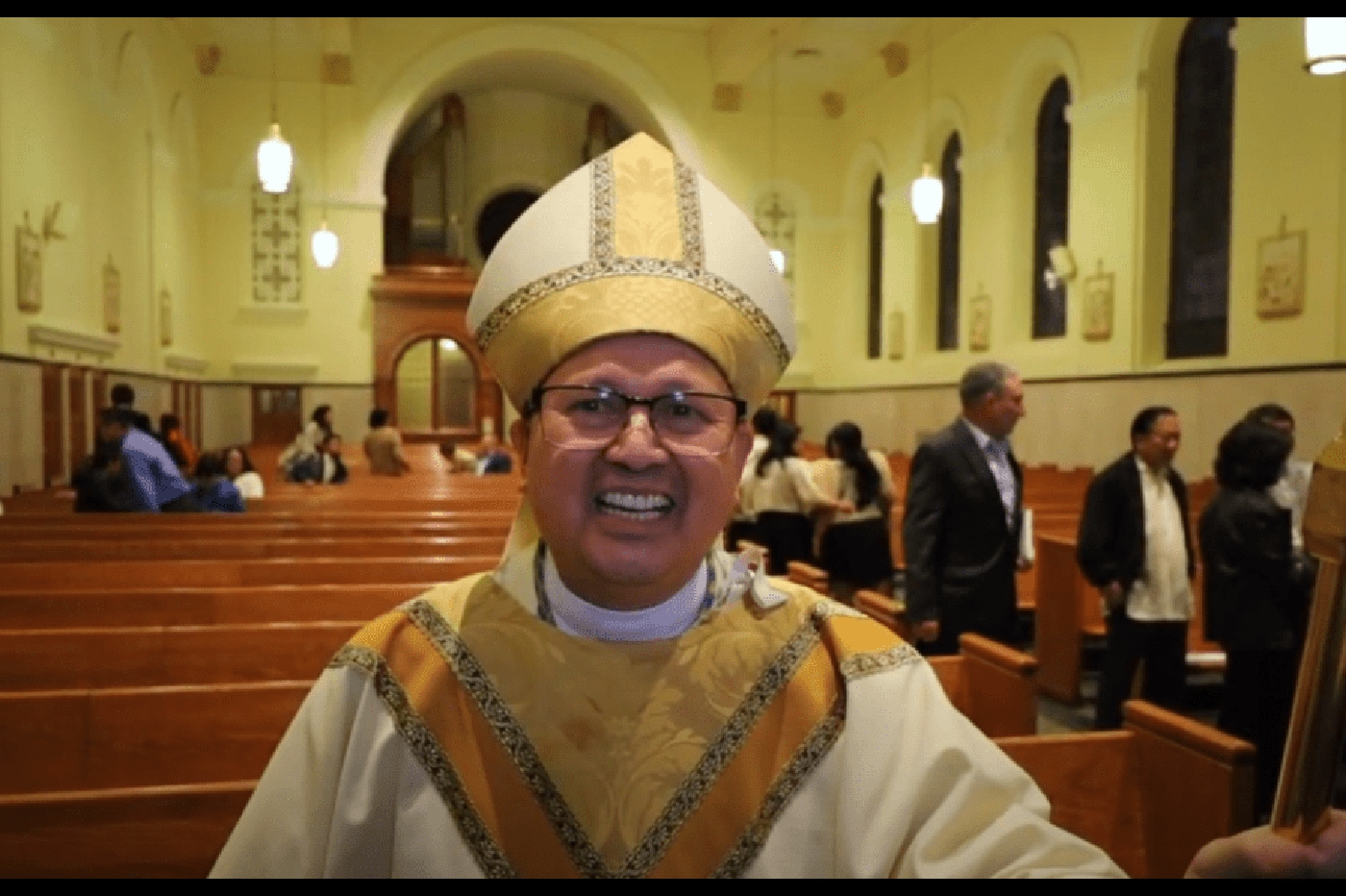 Filipino priest Efren Esmilla ordained Philadelphia auxiliary bishop ...