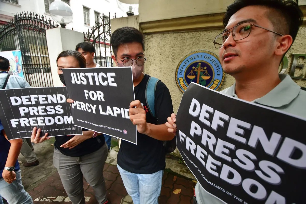Philippines drops 2 places in 2024 Press Freedom Index | ABS-CBN News