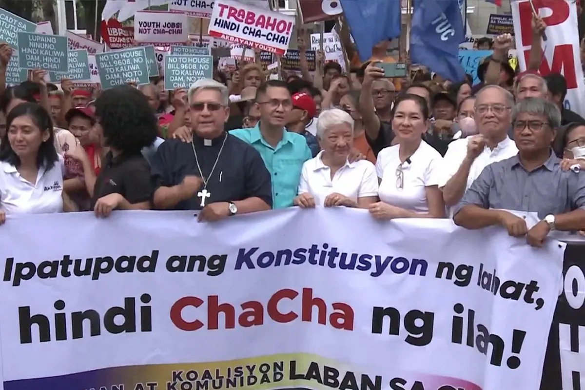 Groups hold prayer rally, protest vs charter change initiatives | ABS ... Groups hold prayer rally, protest vs charter change initiatives | ABS ...