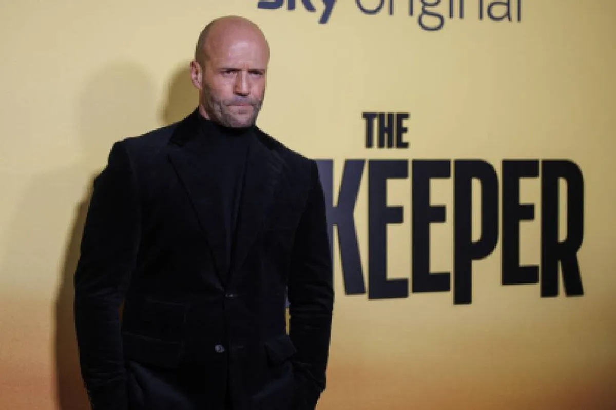 'Beekeeper' buzzes to top of N.America box office | ABS-CBN Entertainment