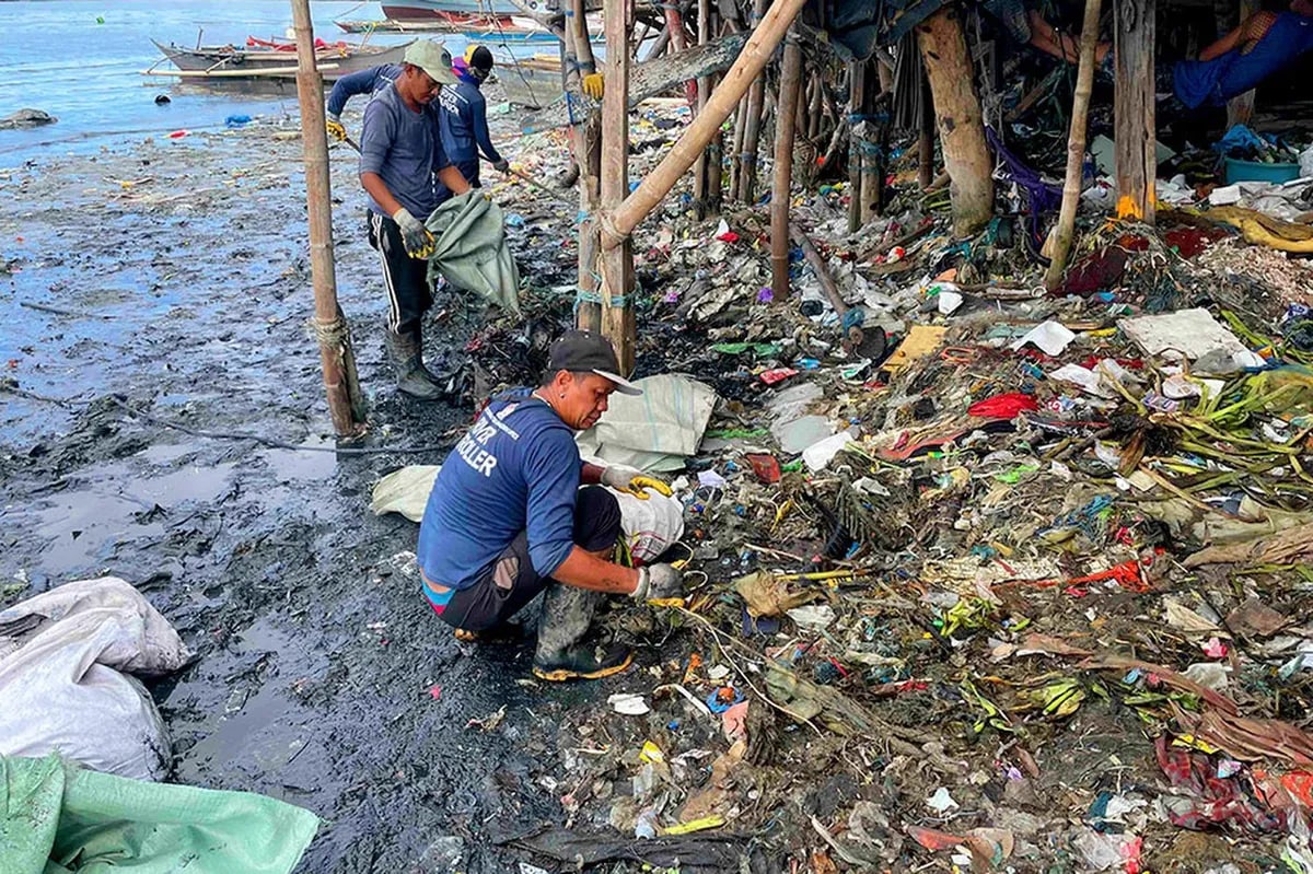 Study: Millions of plastic trash found in portions of Manila Bay | ABS-CBN