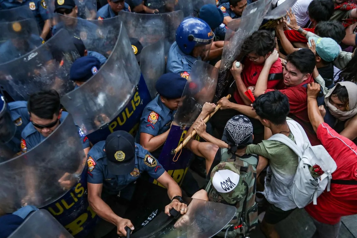Groups take to the streets on Labor Day | ABS-CBN News