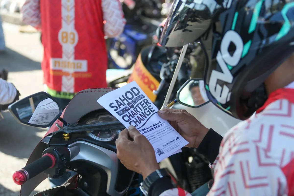 On Labor Day, senators urge higher wages, more perks for workers | ABS ...