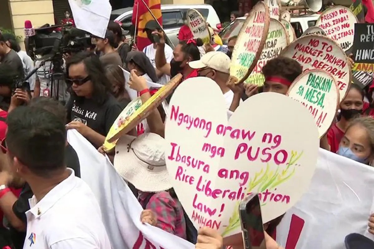 Cause-oriented groups hold protests on Valentine's Day | ABS-CBN News