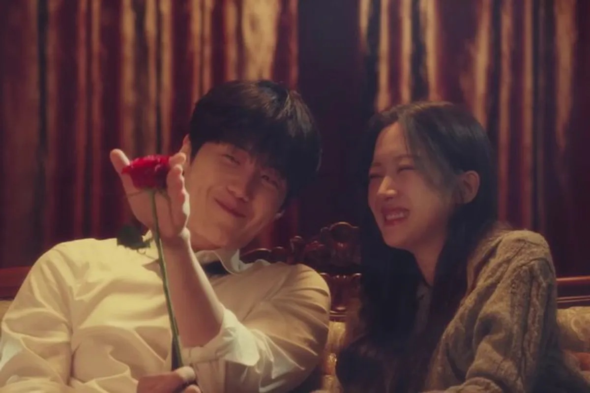 WATCH: Kim Seon-ho, Moon Ga-young reunite for Daesung's 'Falling Slowly ...