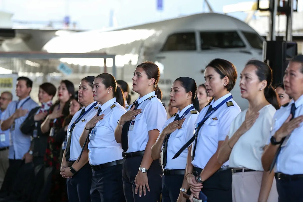 #AmazingWomen: PAL launches 9 flights with all-women pilots and crew ...