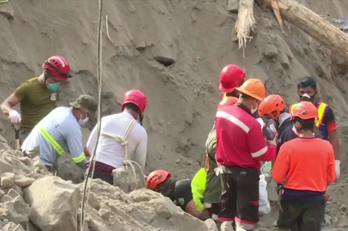 Patay sa landslide sa Davao de Oro, umabot na ng 28 | ABS-CBN News