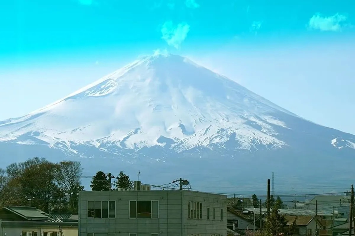 Japan: Mount Fuji plans to limit climbing this summer | ABS-CBN Lifestyle