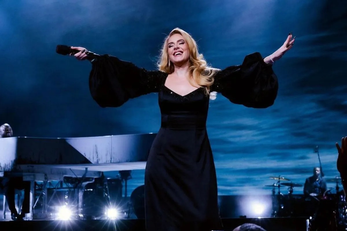 Adele postpones Las Vegas residency shows due to illness | ABS-CBN ...