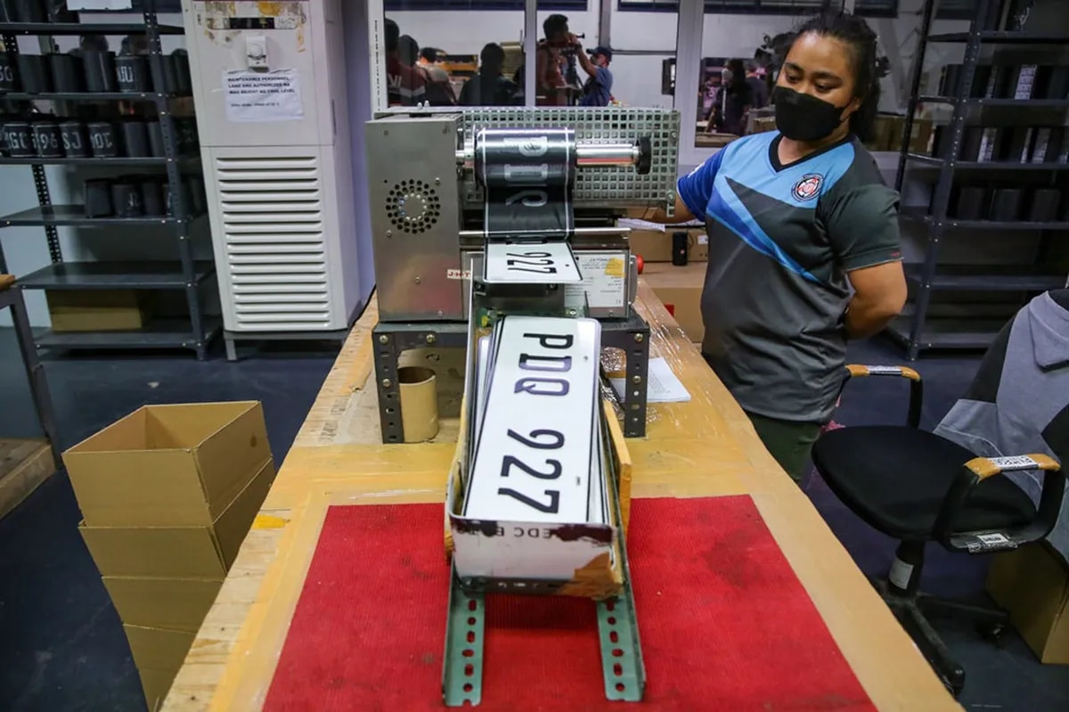 How the LTO checks if license plates are legitimate | ABS-CBN News