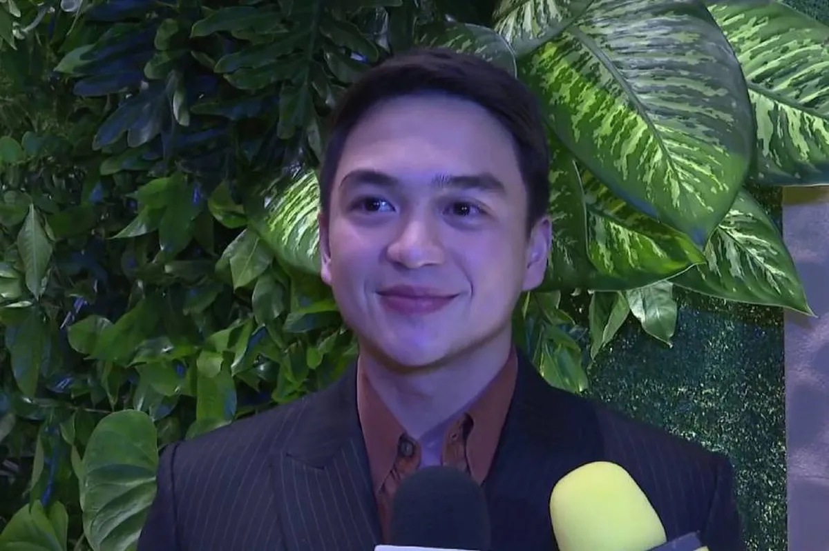 Dominic Roque kinumpirmang invited si Kathryn sa kasal, Daniel 'di ... Dominic Roque kinumpirmang invited si Kathryn sa kasal, Daniel 'di ...