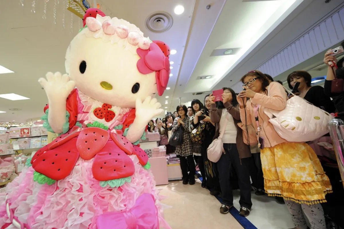 Hello Kitty theme park in Japan closes after 'terrorist threat' | ABS ...