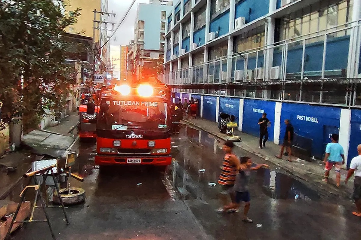Babae patay sa sunog sa Tondo | ABS-CBN News
