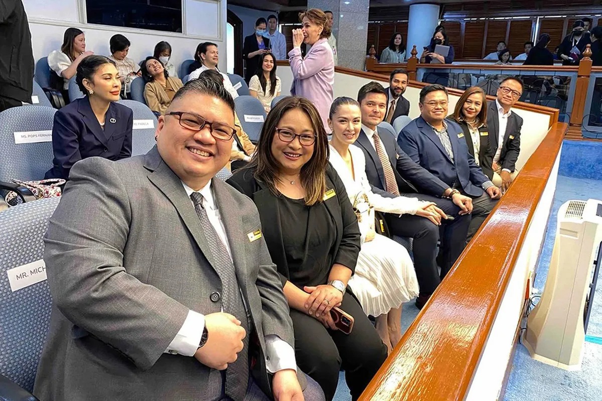 Senate files resolution celebrating box office success of 'Rewind ...