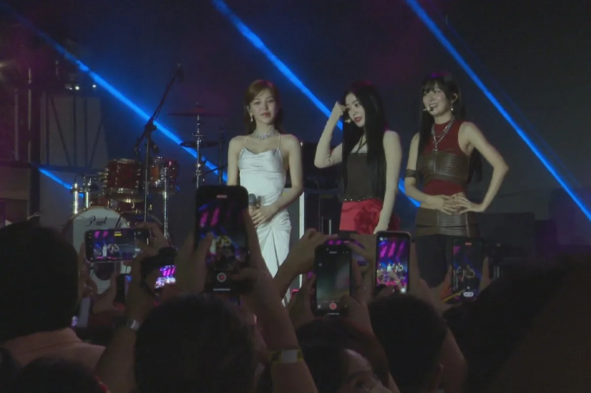 Irene, Seulgi, Wendy ng Red Velvet nakisaya sa New Year countdown ng ...
