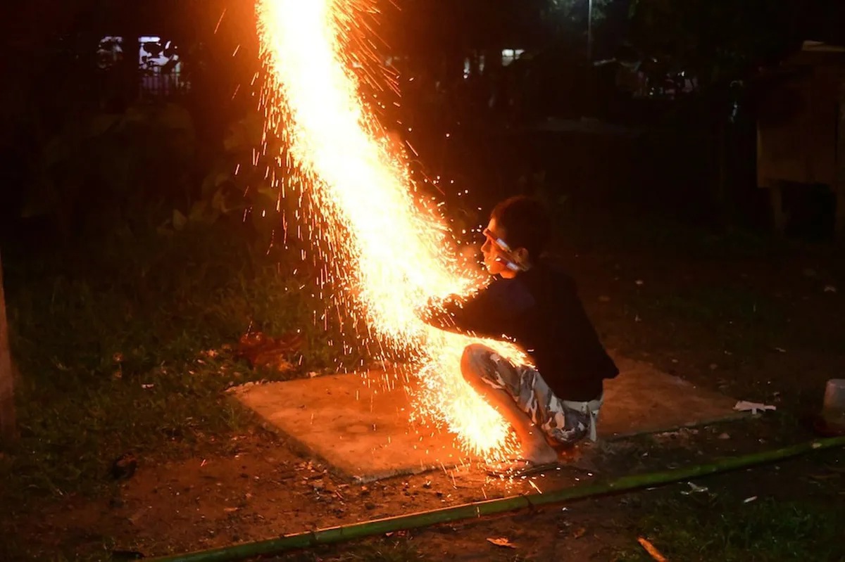 Fireworks, stray bullet-related injuries breach 600: DOH | ABS-CBN News