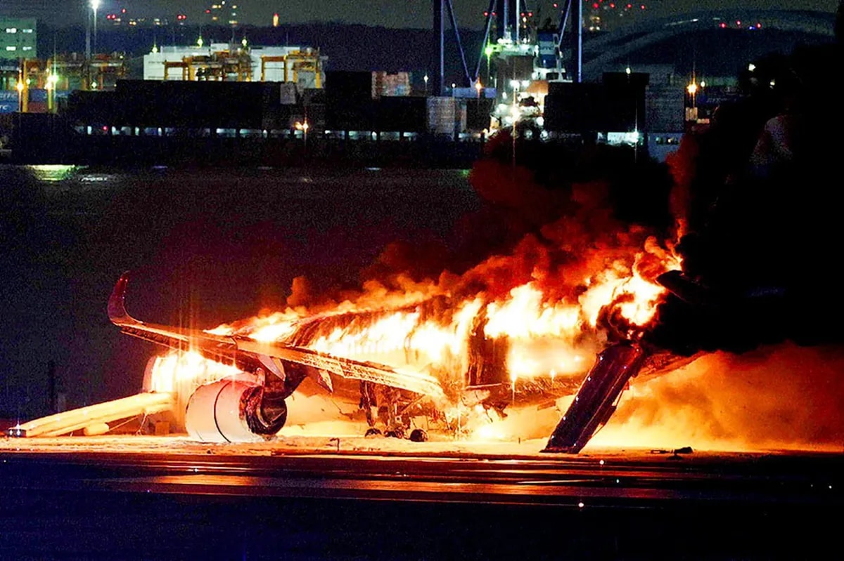 Japan Coast Guard plane in fatal aircraft collision not cleared for ...