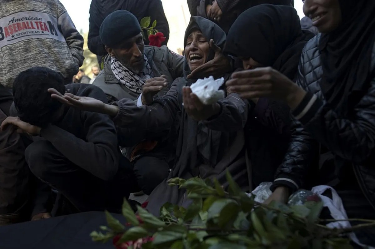 UK-Palestinian surgeon fights for 'justice' after Gaza return | ABS-CBN