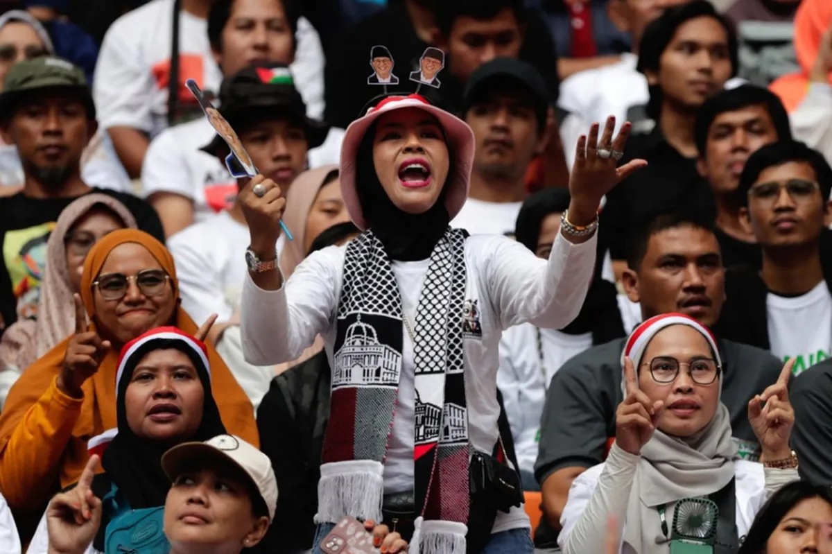 Final Indonesia campaign rallies draw tens of thousands | ABS-CBN News