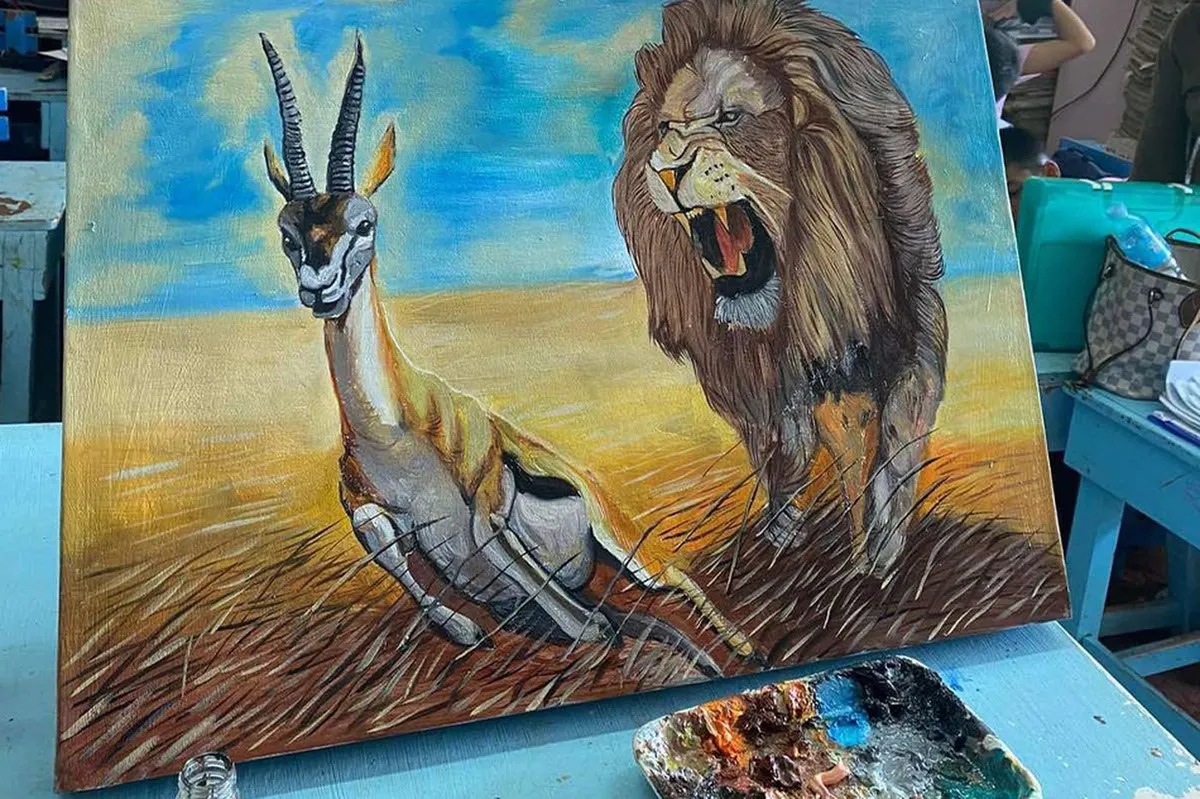 Grade 1 teacher nagpipinta ng mga hayop para gawing visual aids | ABS ...