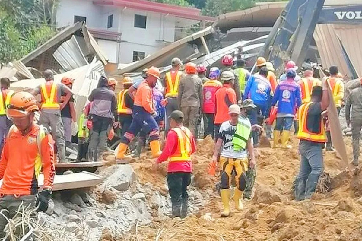 Rescuers use bare hands to search for Davao De Oro landslide survivors | ABS-CBN News