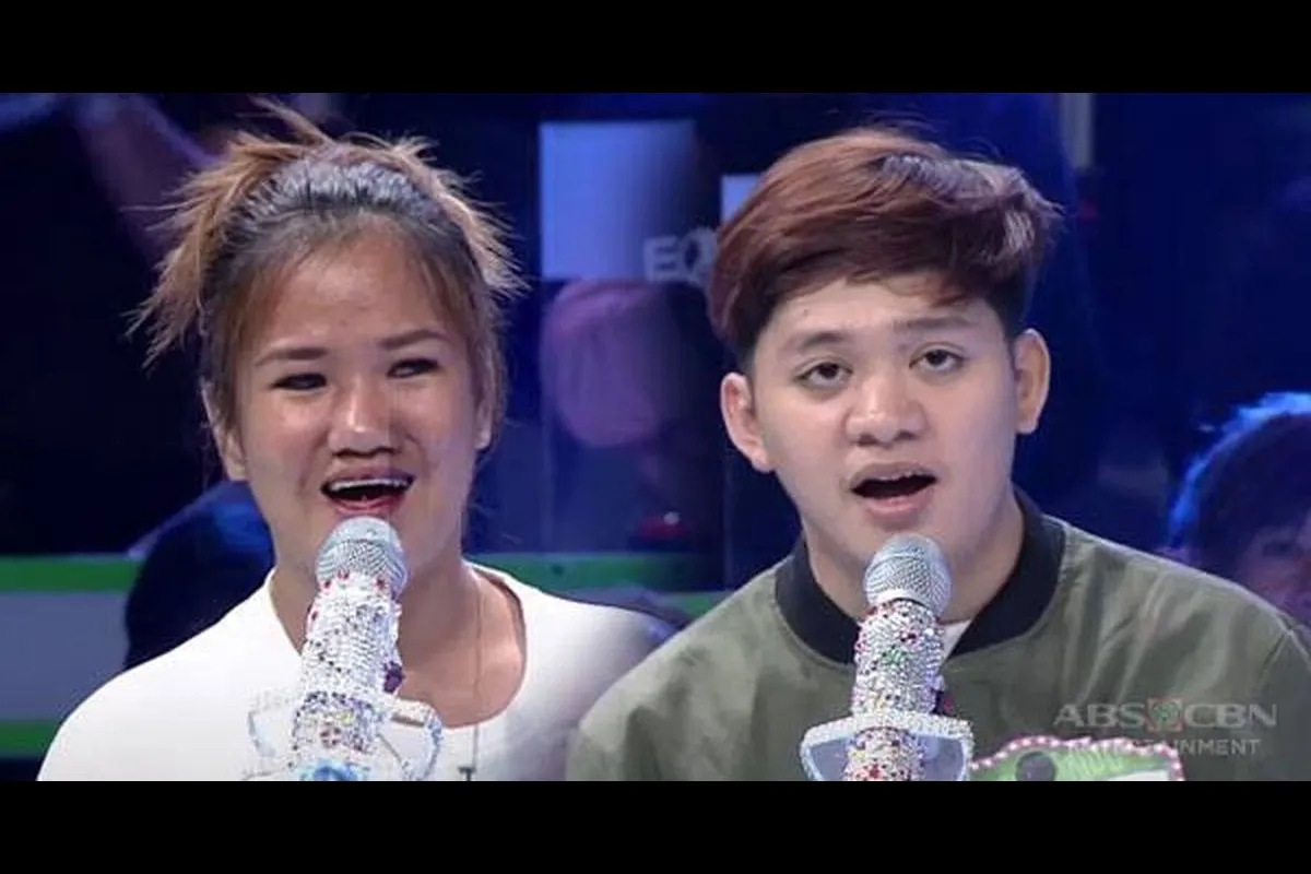 Everybody Sing: Divisoria Stall Sellers sing Fourmula’s “Kunin Mo Na ...