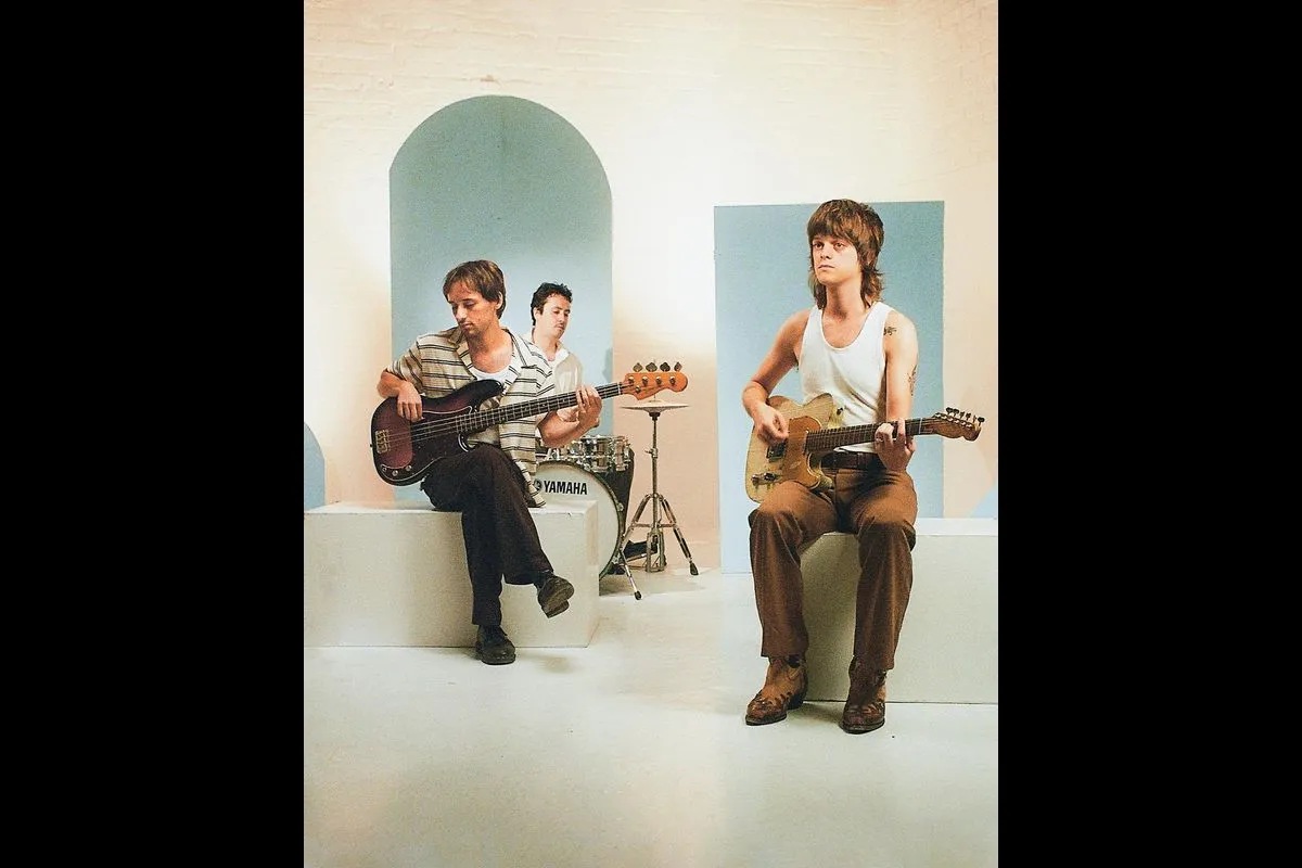 PLAYLIST: Alt-Rock Garage Band FUR Brings Farewell Tour to Hard Rock ...