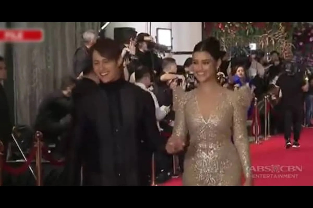 TV Patrol: Enrique Gil at Liza Soberano, suportado ang career ng isa’t ... TV Patrol: Enrique Gil at Liza Soberano, suportado ang career ng isa’t ...