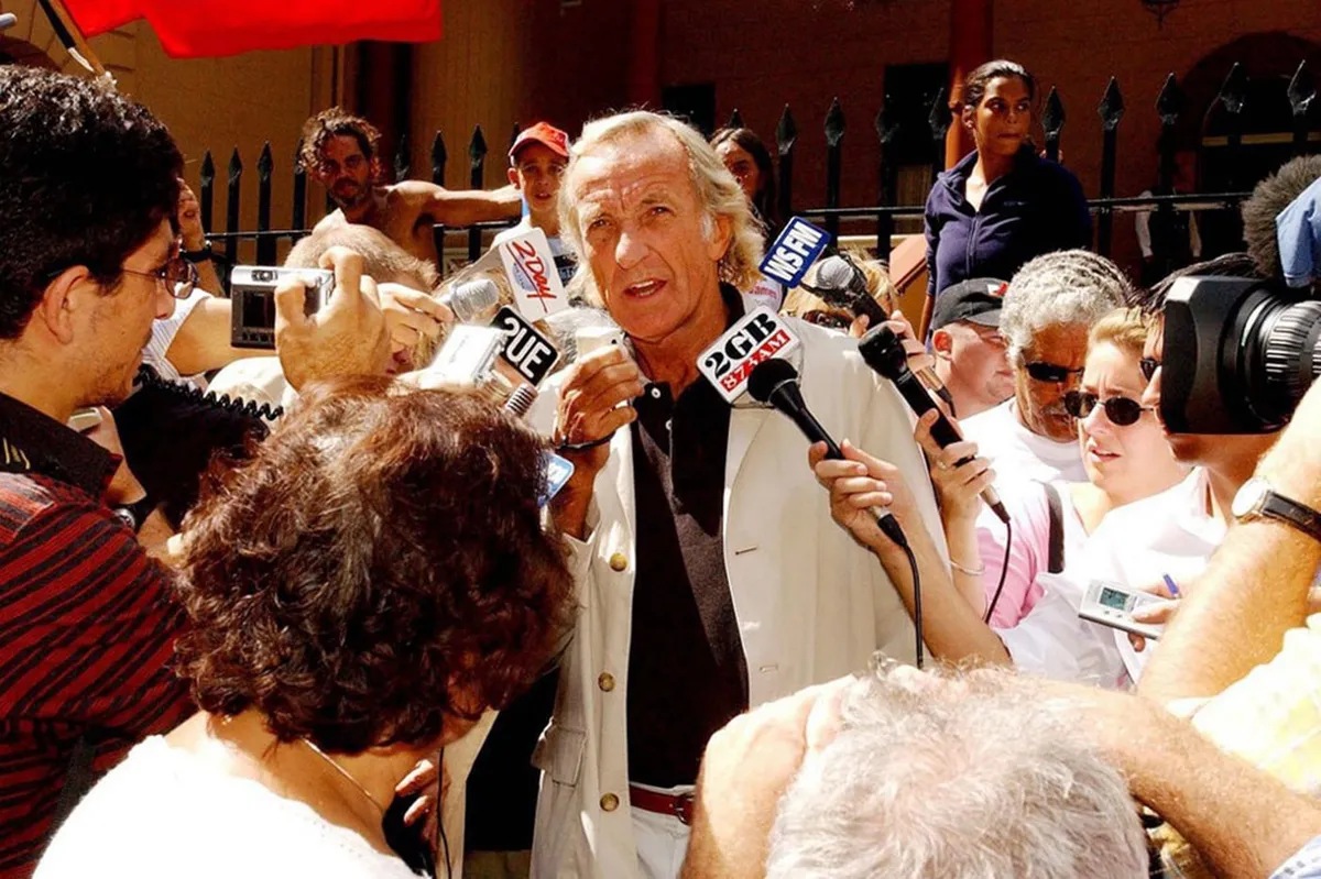 Campaigning journalist John Pilger dies aged 84 | ABS-CBN