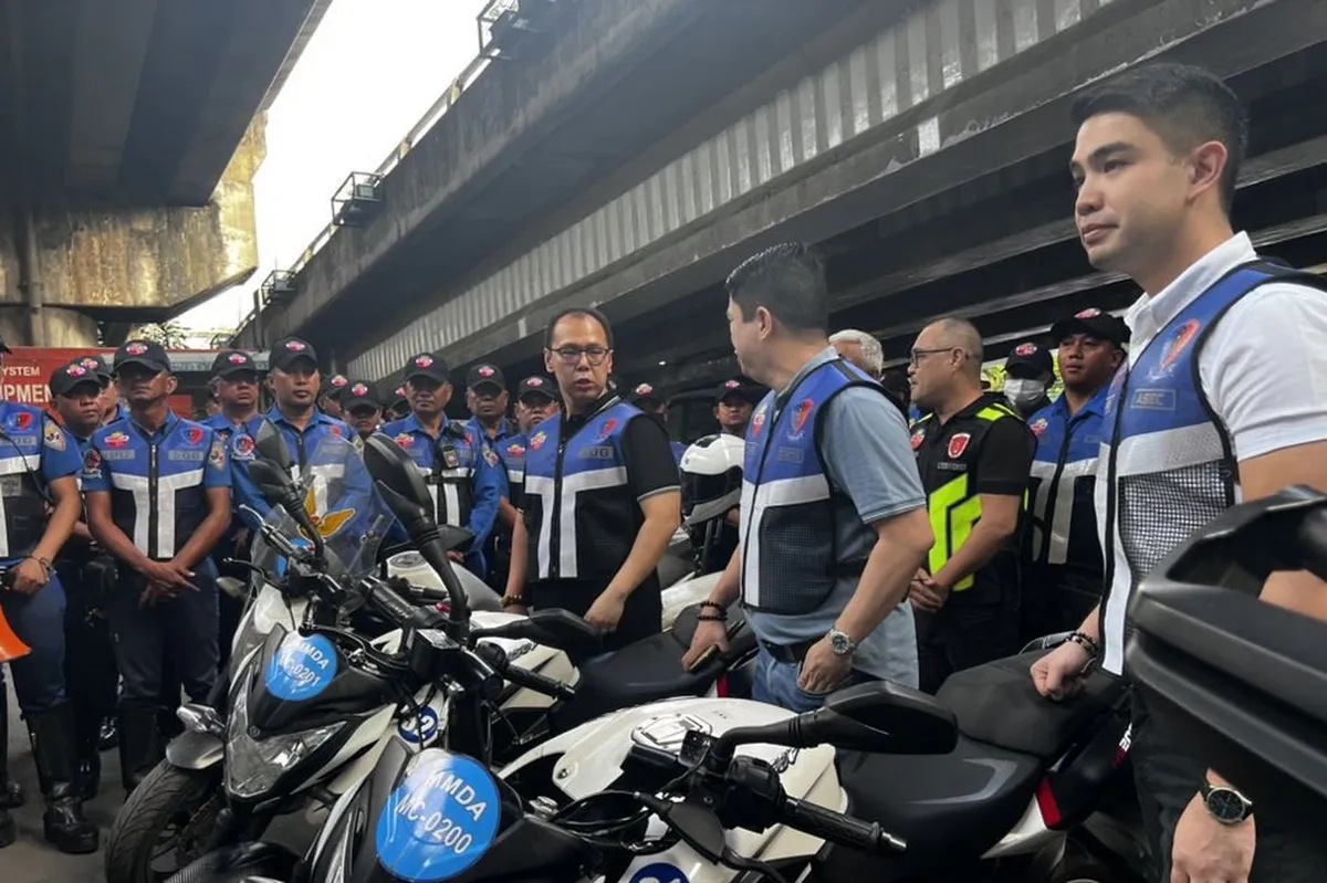 MMDA steps up clearing ops in Mabuhay Lanes ahead of holidays | ABS-CBN ...
