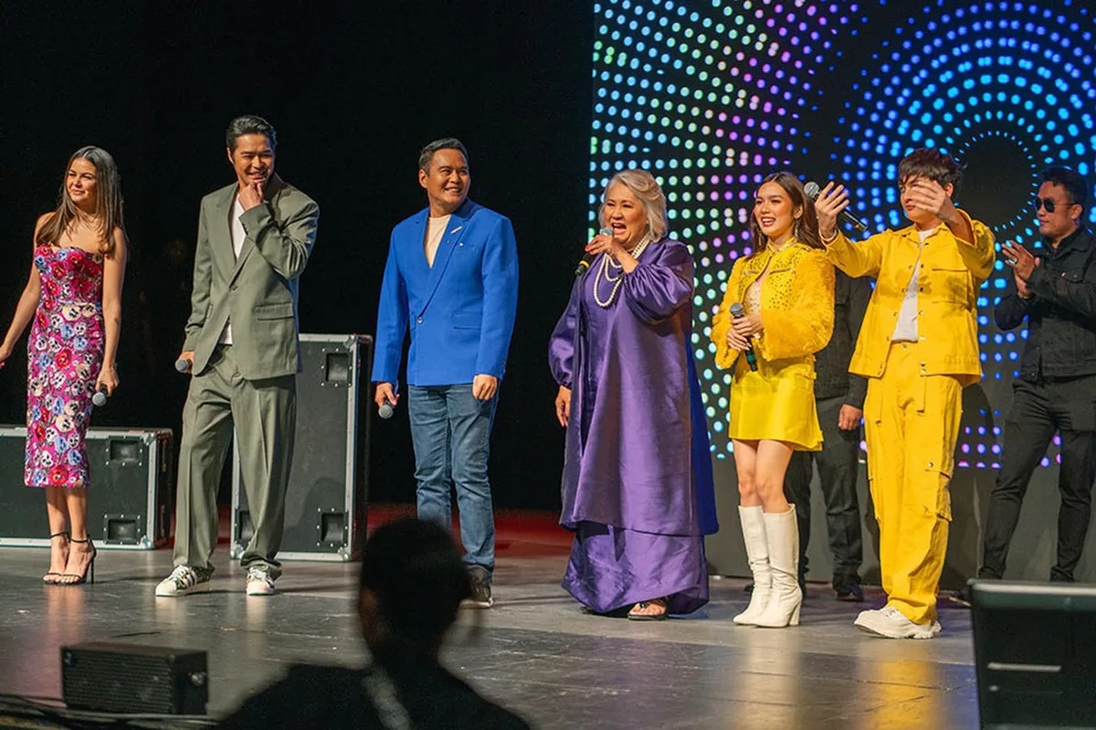 ‘Dirty Linen’ cast entertain Pinoy community in California | ABS-CBN ...