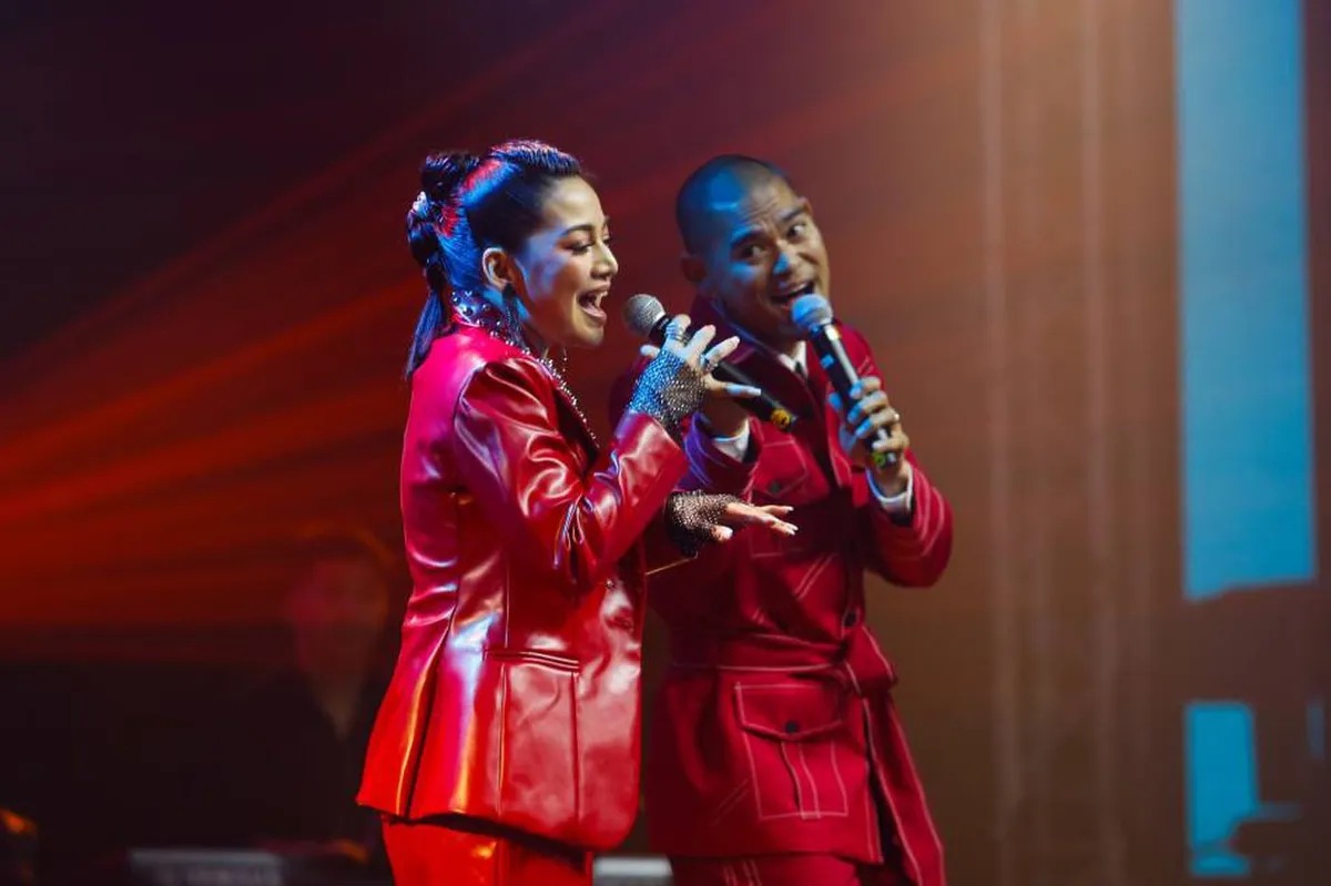 Review: Jay-R and Kyla's musical 'love team' still going strong | ABS ...