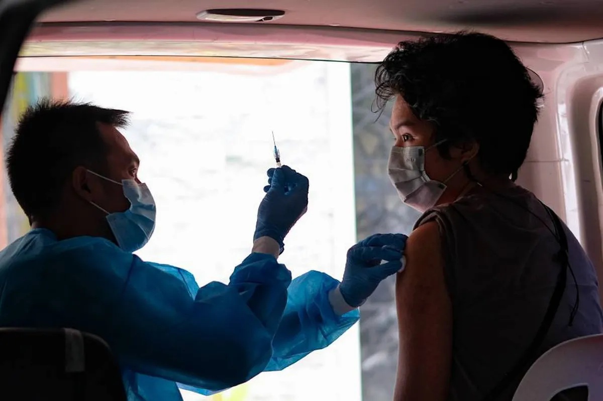 Halos lahat ng donated bivalent vaccines naiturok na: DOH | ABS-CBN News